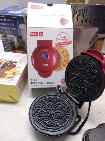 Kitchen items, includes: As Seen On TV blooming onion maker, Black ...