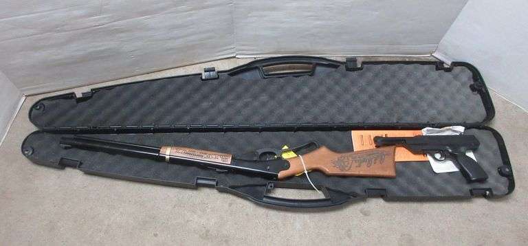 Daisy Red Ryder 75th anniversary BB gun, 1940-2015; Daisy pistol model ...