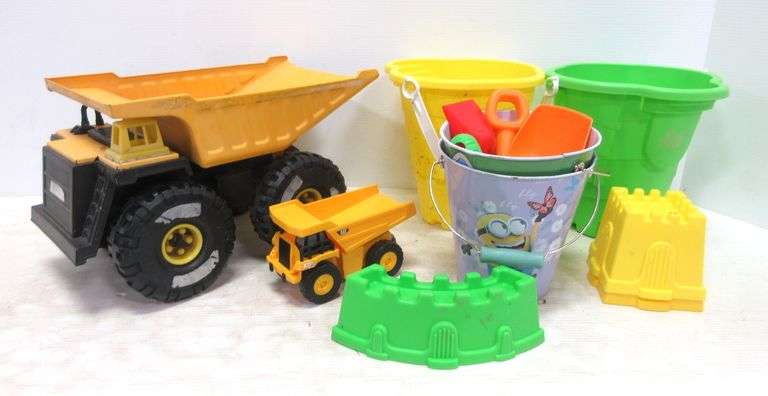 (12) Kids beach toys, include: Buckets, shovels, models, 7" plastic cat ...