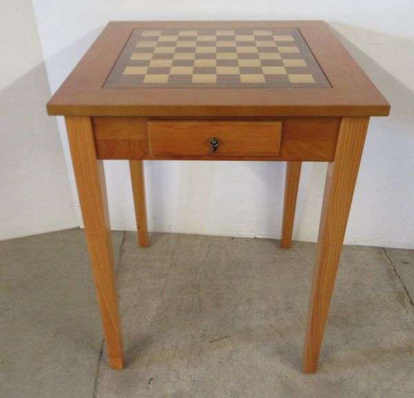 Thomas Pacconi deluxe chess/checkers set with game table, Model No. TPC ...
