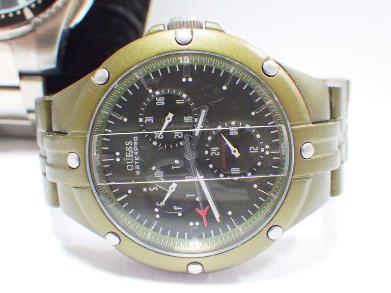 (3) Working Mens Watches, all keep good time, Guess Waterpro G11606G ...