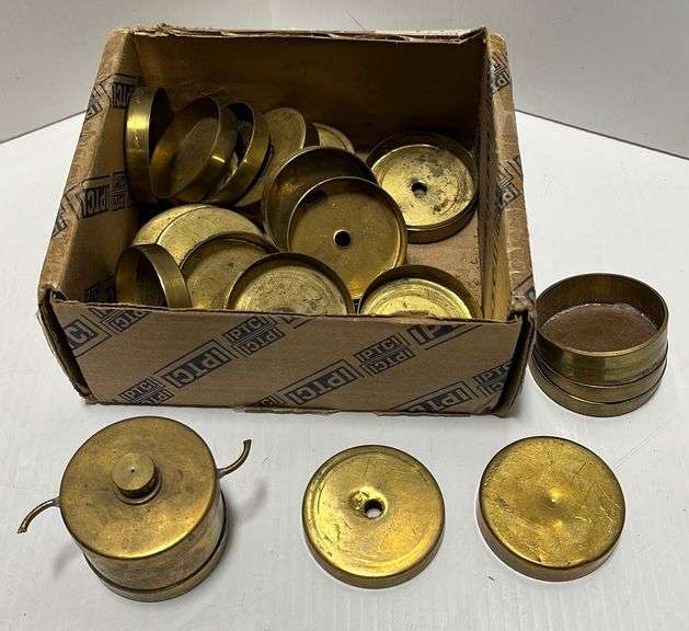 Brass caps for steam engine, 2"Dia, used - Albrecht Auction Service