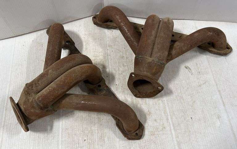Small block Chevy center dump headers, never used, dusty - Albrecht ...