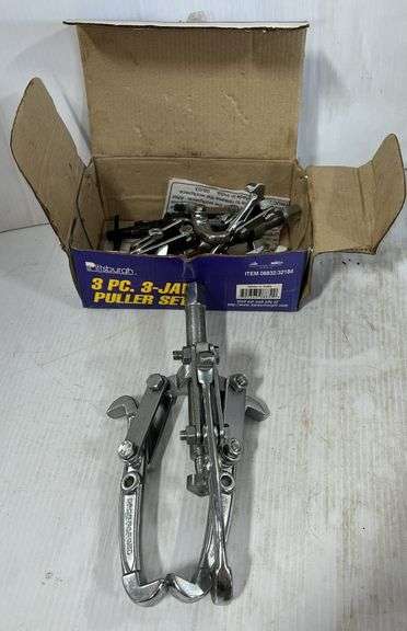 (3) Pullers, include: 3", 4", and 6", new - Albrecht Auction Service