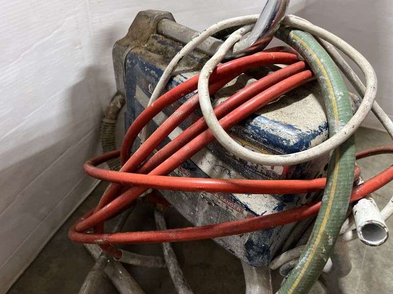 Graco 395ST Pro paint sprayer, complete system, lots of overspray, used ...