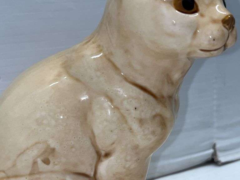 Beige porcelain cat figurine, made in Japan, original sticker, 6" x 3 ...