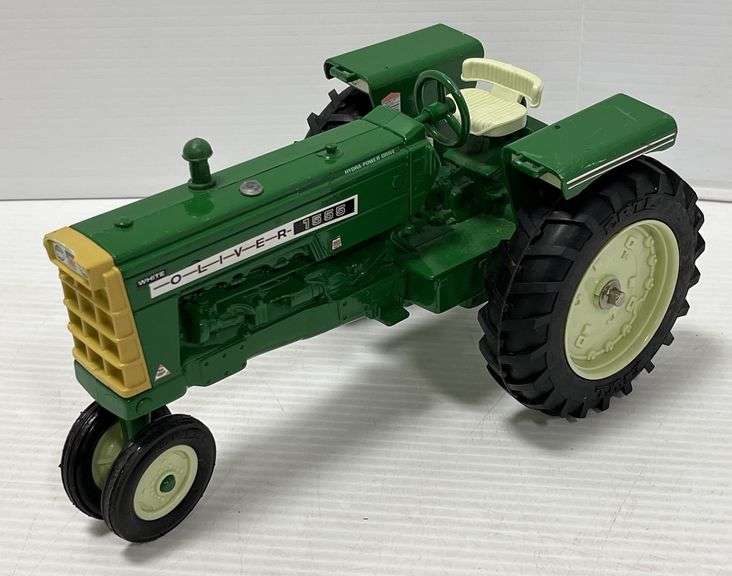 Oliver 1955 1/16 die-cast farm tractor collectible by Scale model, has ...