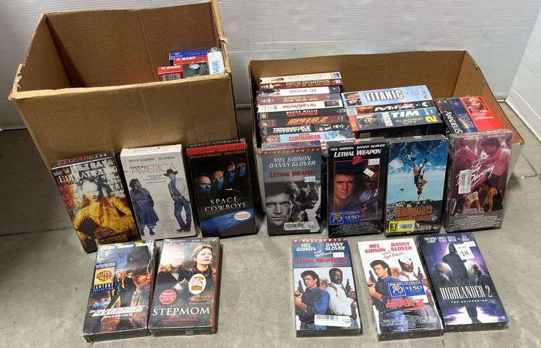 (50) VHS tapes in two boxes, brand new - Albrecht Auction Service