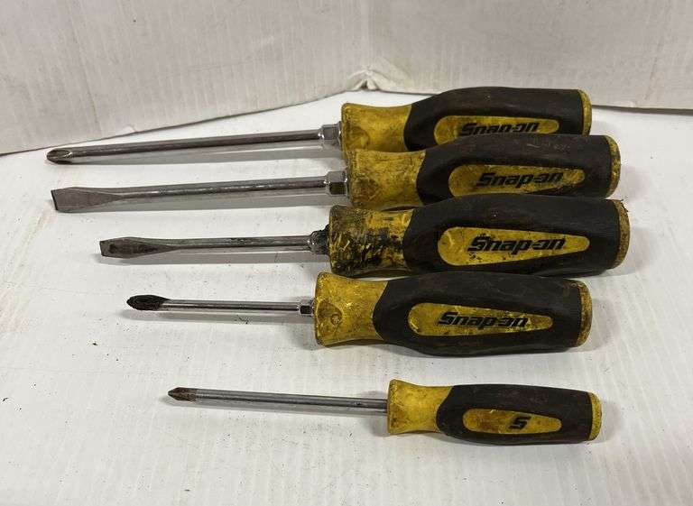 Snap-On 5-piece yellow screwdrivers - Albrecht Auction Service