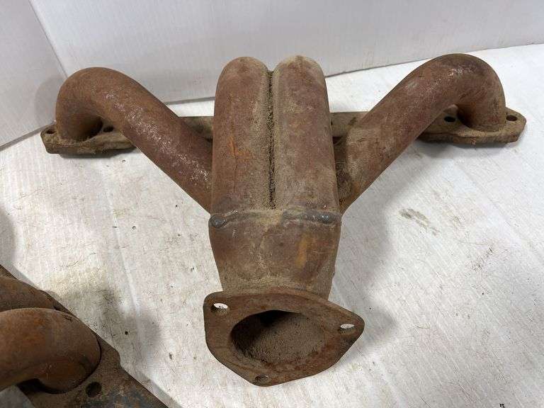 Small block Chevy center dump headers, never used, dusty - Albrecht ...