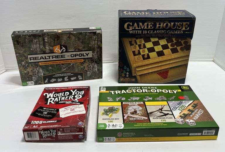 Game house, RealTree-opoly, John Deere Tractor-opoly, nice - Albrecht ...