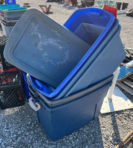 Large size 30-35 gallon totes with matching lids, made by Rubbermaid ...