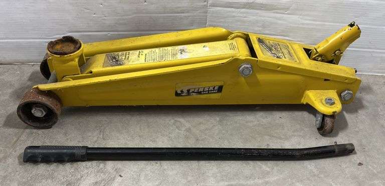 Penske 2 1/2-Ton hydraulic floor jack - Albrecht Auction Service