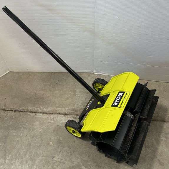 Ryobi Expand-It rubber broom attachment, compatible with DeWALT flex ...