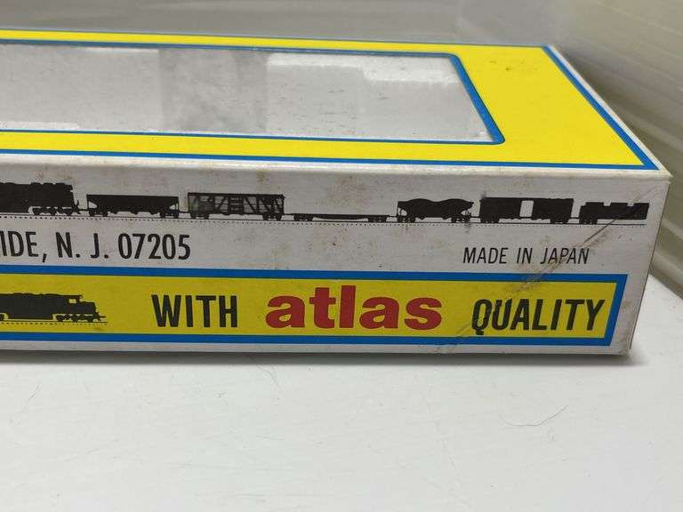 Atlas Ann Arbor RS-1 HO scale diesel locomotive 21, Atlas Penn Central ...