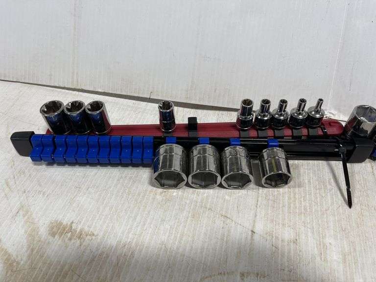 (3) Blue-Point socket rails, good - Albrecht Auction Service