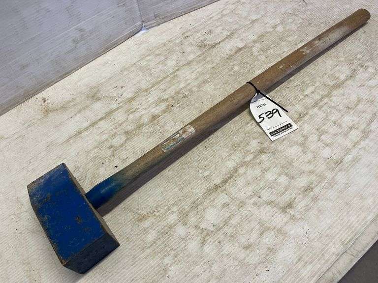 Rock Splitting Sledge Hammer - Albrecht Auction Service