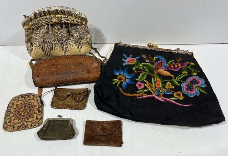 (3) Purses and (4) point purses, up to 12"W, all have wear - Albrecht ...