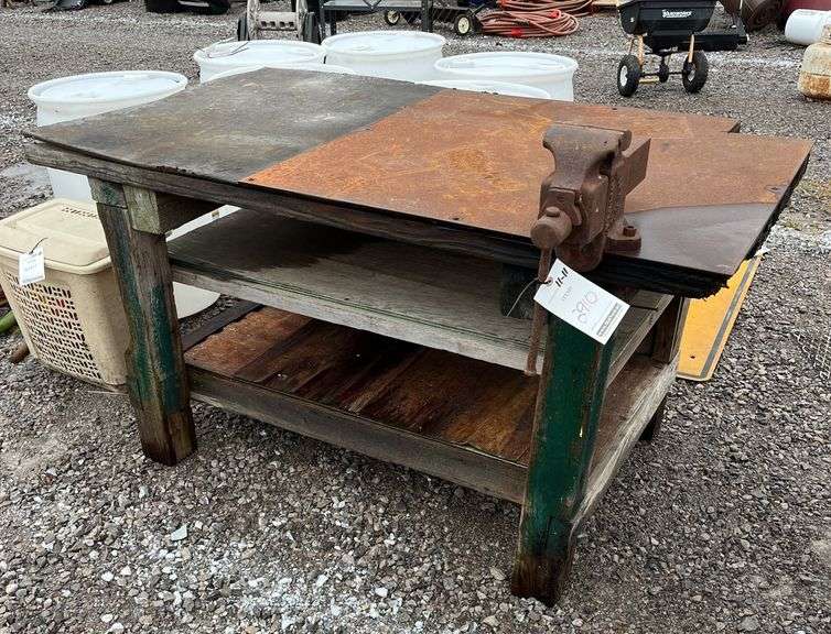 Workbench with vise, 5' x 3', sturdy bench, rusty - Albrecht Auction ...