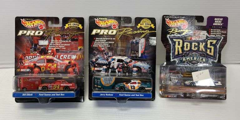 (3) Hot Wheels, include: Racing rocks, Pro racing Bill Elliott, Pro ...