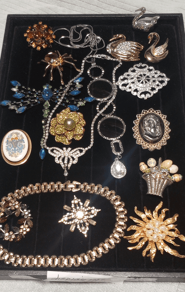 Older highly collectible jewelry with genuine rhodium plated rhinestone ...