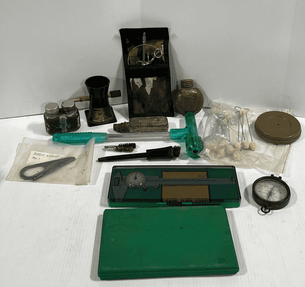 RCBS calipers, bullet puller hammer, lube pad, oil swabs, megent tools ...
