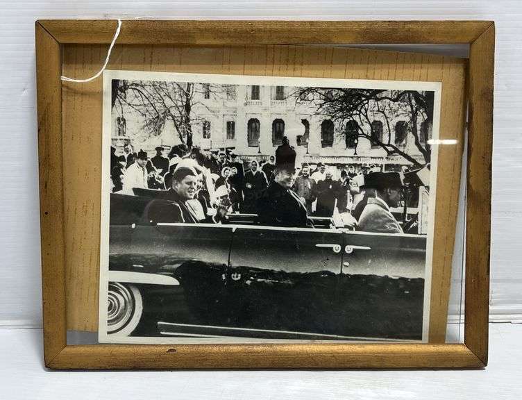 JFK photo in frame from the 1960s, 13" x 10" - Albrecht Auction Service
