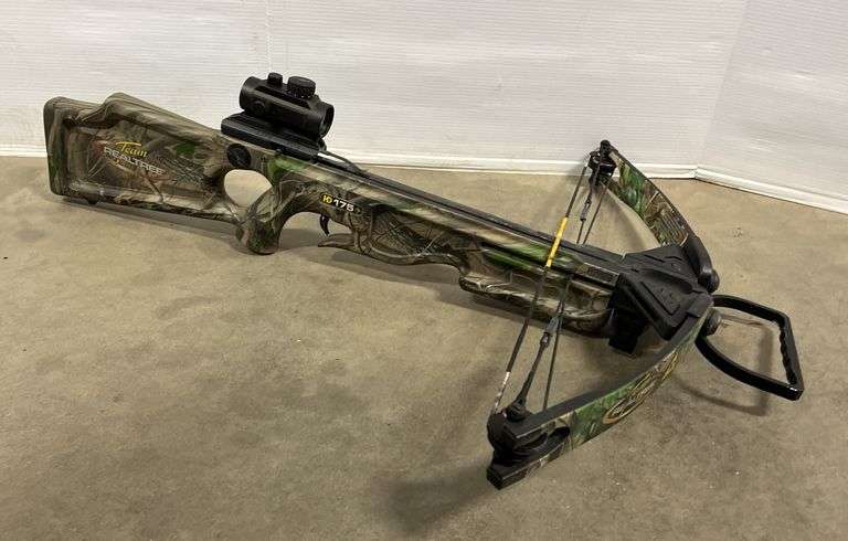Horton HD175 crossbow, Team Realtree with red dot scope, 27"W x 35"L ...