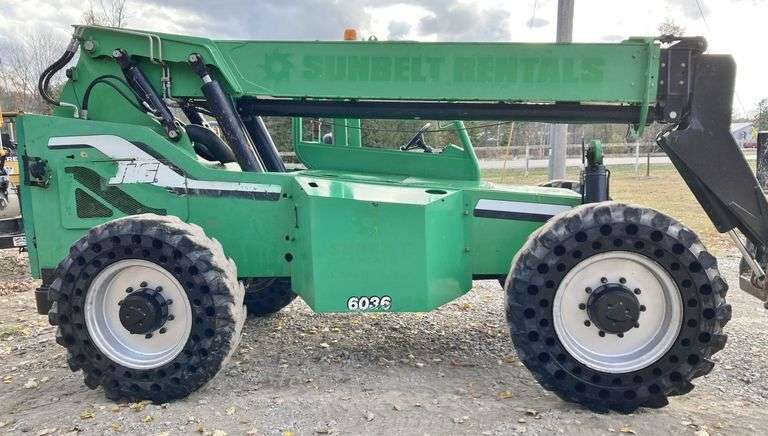 2014 Skytrak 6036 Telehandler, 6000 lb. Capacity with 36' Reach ...