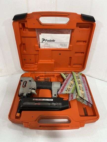 Paslode 18-gauge brad nailer in carry case, ready to use, model T200 ...