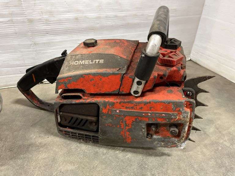 (2) Older Homelite chainsaws, 1- Model C-7, 1- Model 550, both have ...