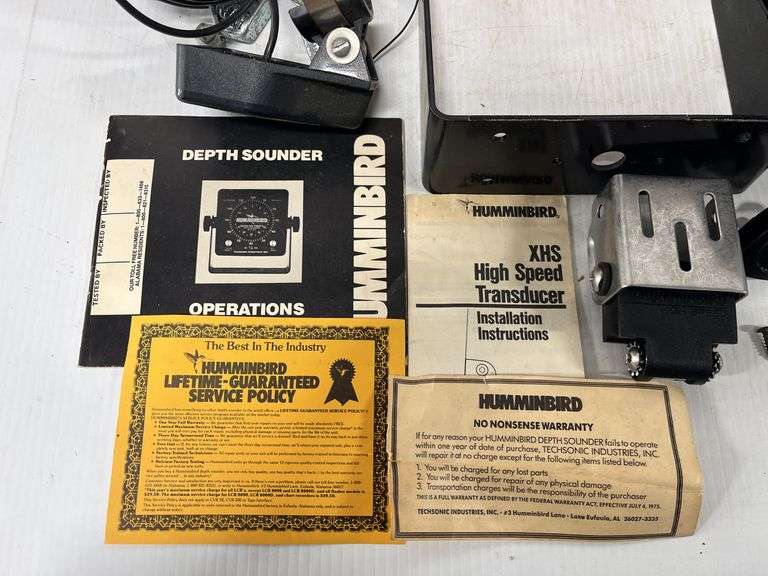 Hummingbird Super Sixty depth sounder fish finder with mount and cables ...