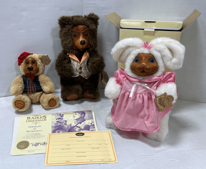 Robert Raike 1988 Jason Bear with tags, Robert Raike 1992 Papa Bear ...