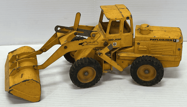 Vintage 1960's ERTL Hough International Harvester Model Payloader, 11"L ...