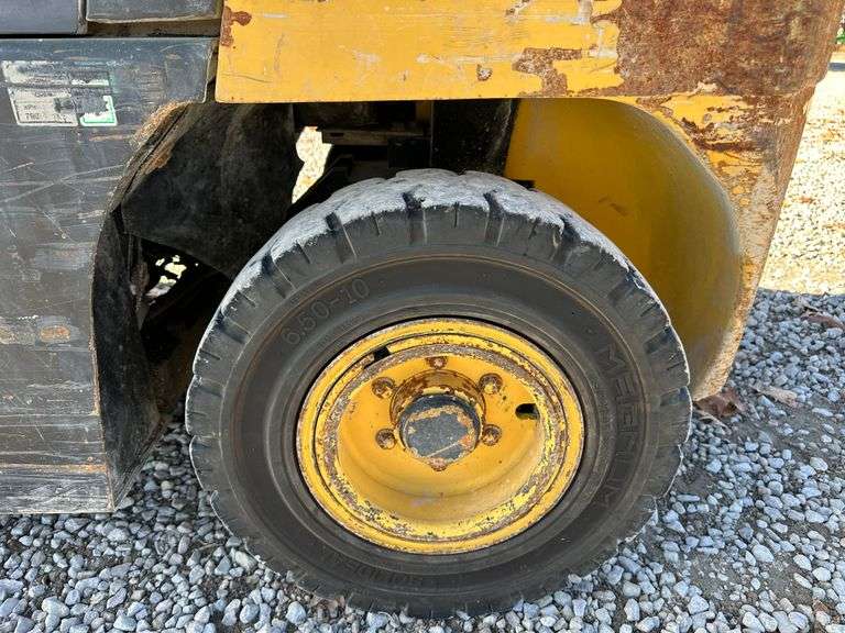 2002 Daewoo G30E Forklift, LP Gas, 6,000 lb. Lifting Capacity, 48 ...