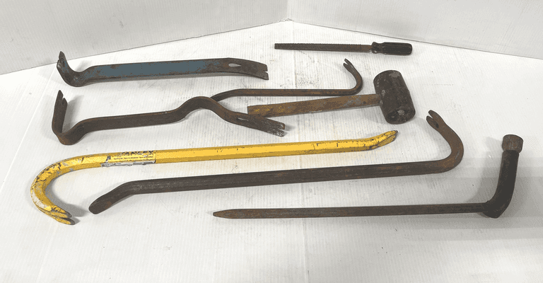(3) Crowbars, (2) Pry Bars, and rubber mallet, fair - Albrecht Auction Service