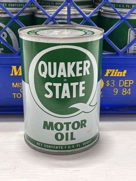 (18) Old metal Quaker State oil cans, nice, all full - Albrecht Auction ...