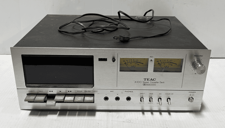 Teac cassette player recorder, looks great - Albrecht Auction Service