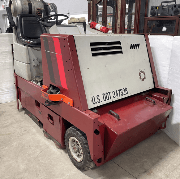 Professionally reconditioned Minuteman Powerboss CSS 82 floor scrubber ...