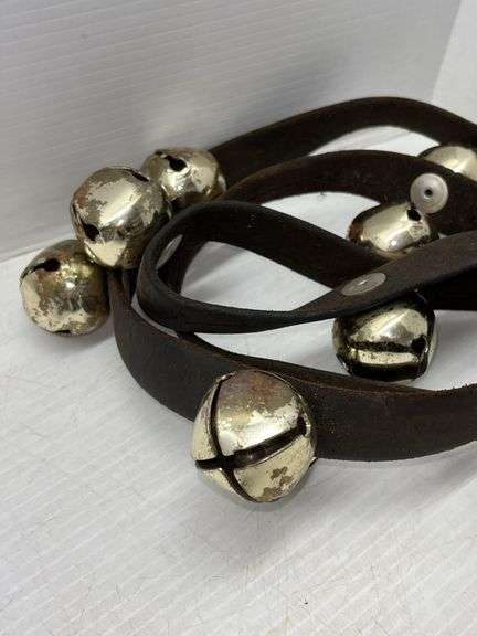 Horse harness bells, sleigh bells, leather, approx. 55"L, have wear ...
