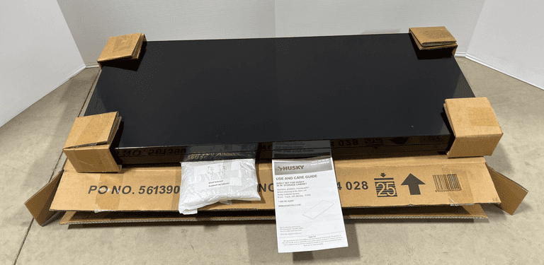 Husky shelf set for Husky, 36" storage cabinet, new - Albrecht Auction ...