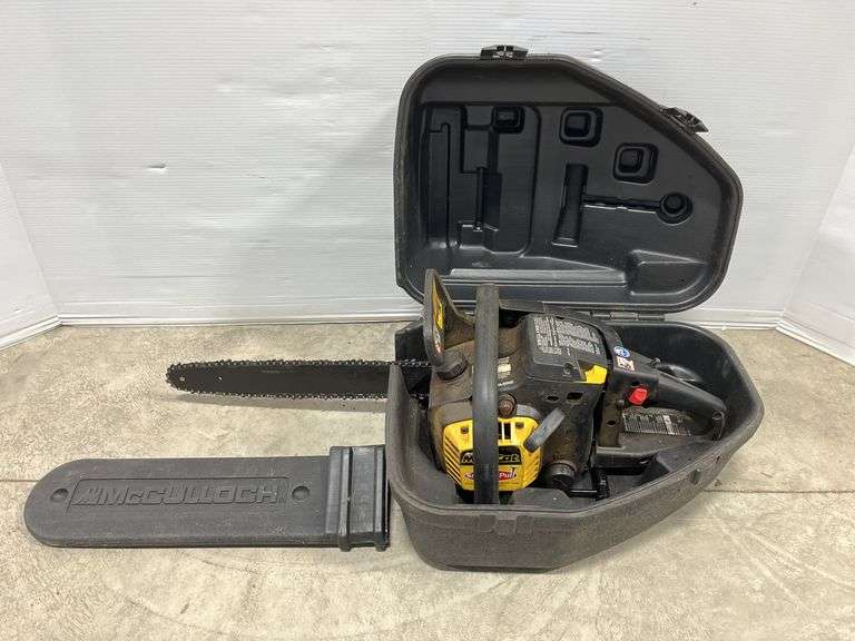 Chainsaw McCulloch Mac Cat, with plastic case, bar- 16", smooth pull ...