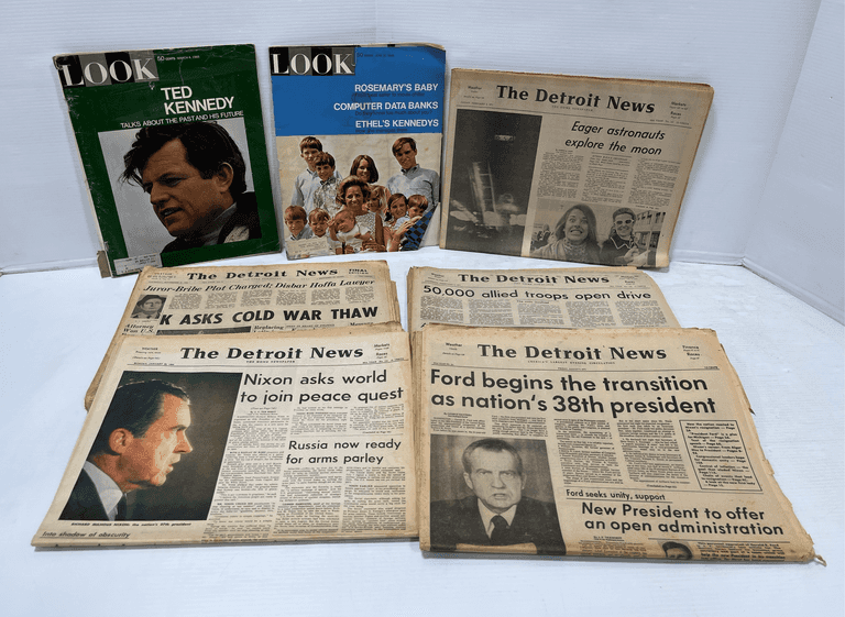 (5) Complete Newspaper Detroit News, 1968 to 1978; (2) "Look Magazine ...