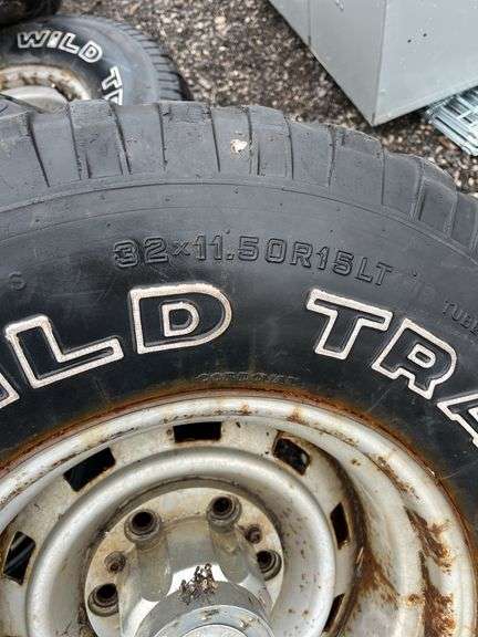 (5) Chevy square body Rally's 1980's, includes: 4- Rally rims, 1 ...