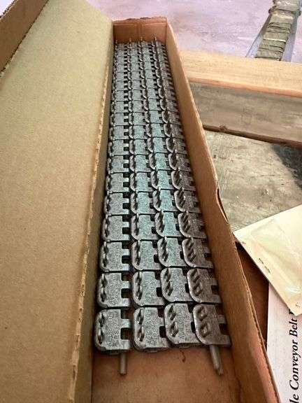 Alligator Lacing Tools with Staple Fasteners - Albrecht Auction Service