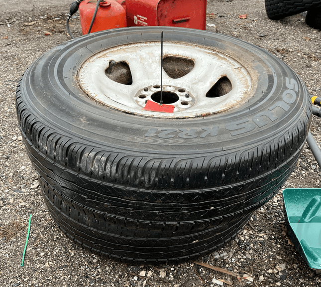(2) Wheels/tires, 15", used - Albrecht Auction Service