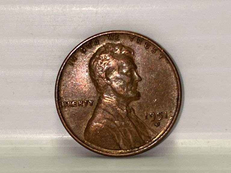 1951-D Wheat penny, Liberty error coin, die chip error between letter B ...