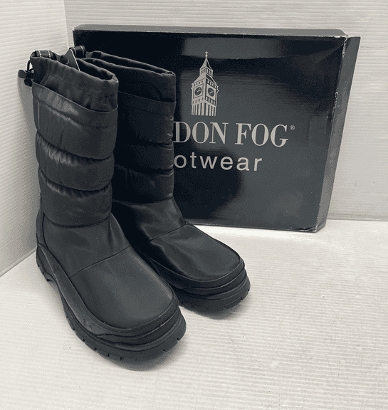 Pair of London Fog womens boots, thermolite insulated with Dupont ...