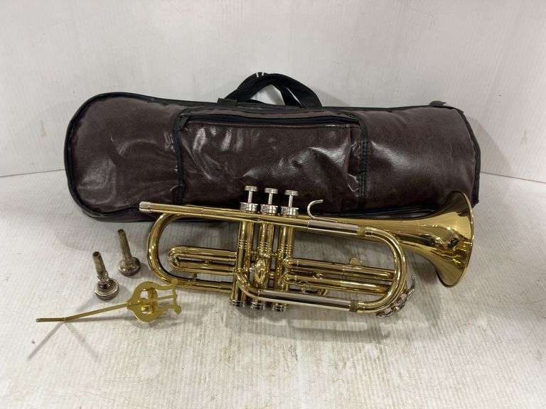 Conn Cornet with leather gig bag, Bach 3C mouthpiece, Conn 4 mouthpiece ...