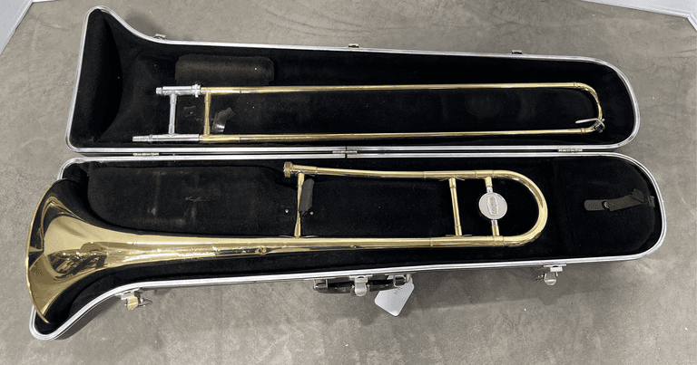 Selmer Bundy trombone with case and Bach 12C mouthpiece, serial no ...